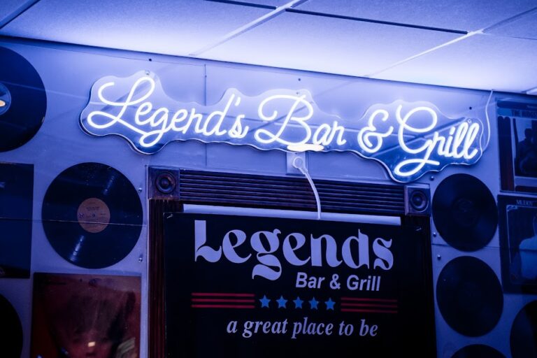 Legends Bar & Grill – Local Food & Drinks